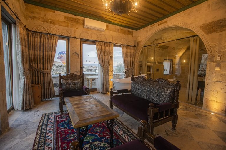 Harem Traditional Stone Suite Room – Sah Saray Cave Suites