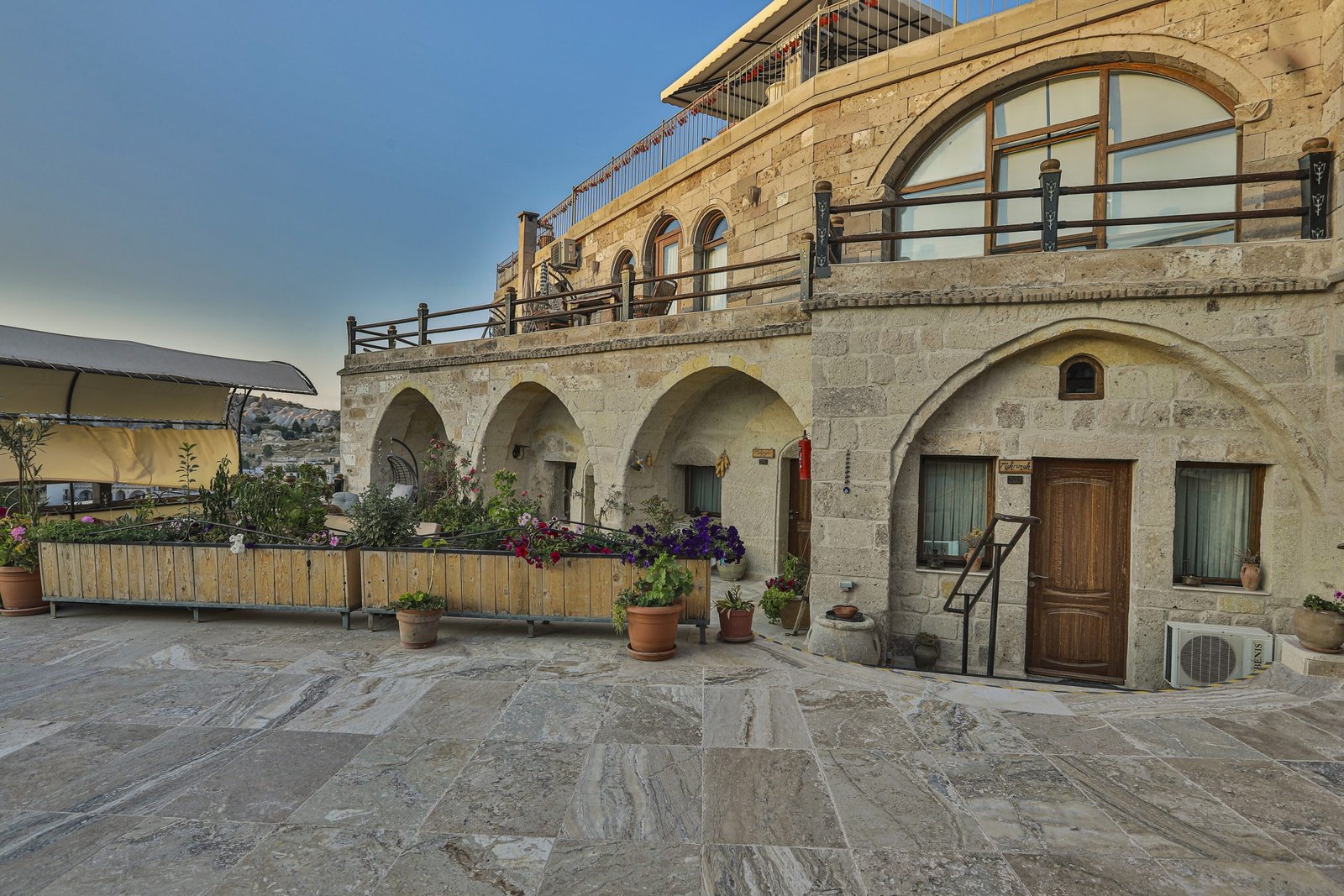 Muhafazakâr Otel Nedir ve Özellikleri Nelerdir? – Şah Saray Cave Suites